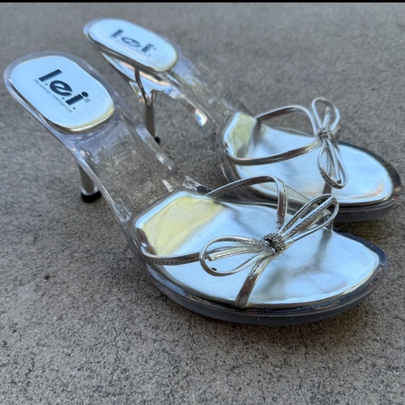 lei | Shoes | Vintage Acrylic Rhinestone Strappy Kitten Sandals Heels ...